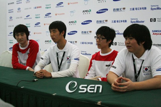 [WCG2009] '붉은보석' 컴온베이비 대회 2연패, 한국 첫 금메달 안겨 : 네이트 스포츠