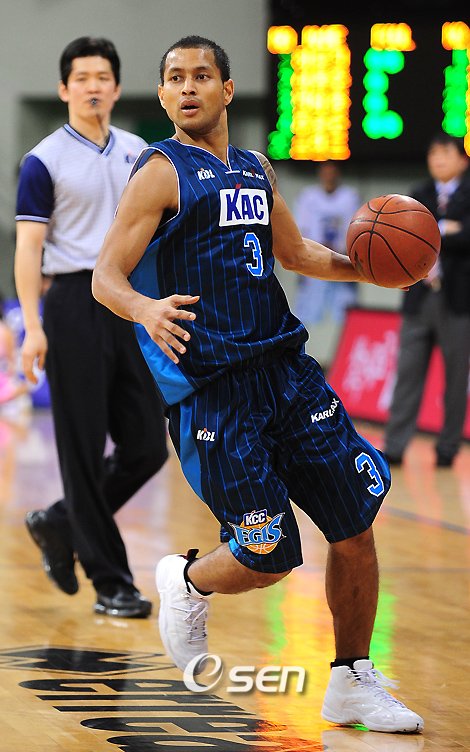 '전태풍 24점' KCC, KT&G 꺾고 2연승 : 네이트 스포츠