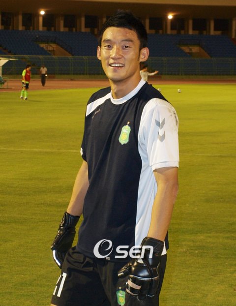 김민식, 전북의 ACL 4강 위해 골문 잠근다 : 네이트 스포츠