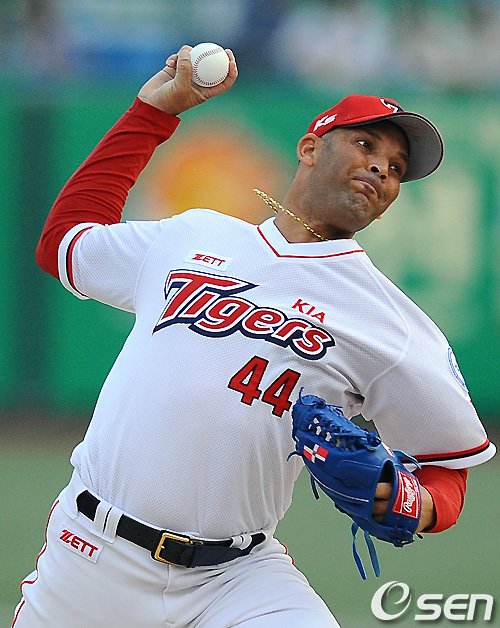 '147km' 로페즈, 6이닝 4실점 무난한 복귀신고 : 네이트 스포츠