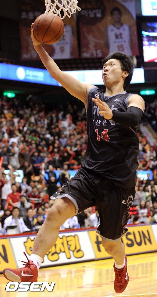 "찬스 나면 과감하게" 박상오, MVP 면모 회복 : 네이트 스포츠