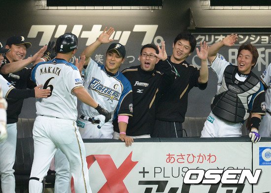 [CS2] 니혼햄, 소프트뱅크 꺾고 3년 만에 JS행 : 네이트 스포츠