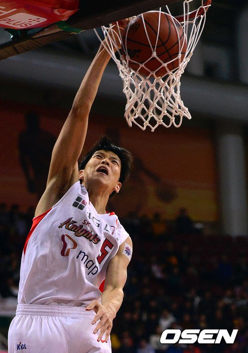 '김선형 17점 9AS' SK, KCC 꺾고 5연승 질주…모비스, LG 완파(종합) : 네이트 스포츠