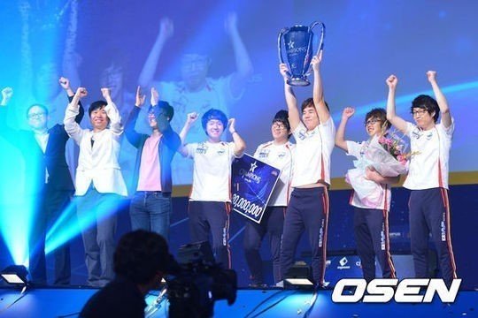 LOL 최대어 'MVP 오존', 삼성전자 프로게임단 합류 : 네이트 스포츠