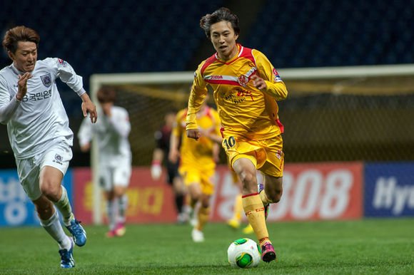 '상주 무찌른' 임선영, K리그 챌린지 33R MVP : 네이트 스포츠