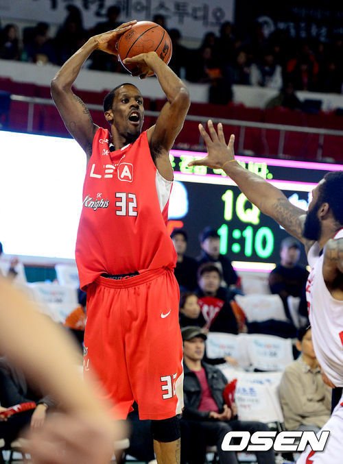 '헤인즈 34점' SK, KGC 꺾고 3연승-공동 1위 : 네이트 스포츠