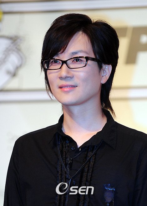 서태지, MBC-CJ 러브콜…"공연-음원-음반 계약은 아직…" : 네이트 연예