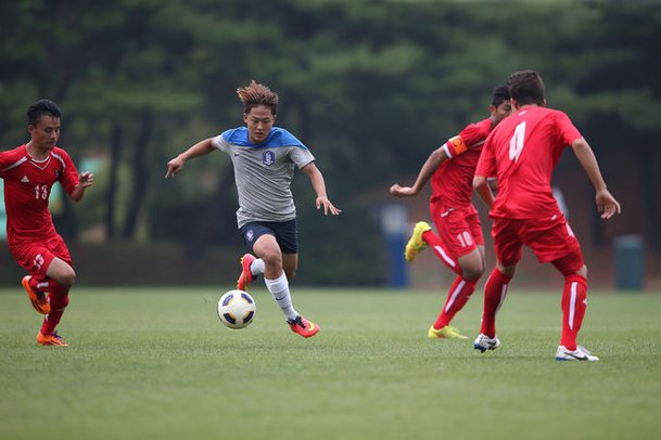 U-16 대표팀, AFC 챔피언십 대비 소집…이승우-장결희도 합류 : 네이트 스포츠