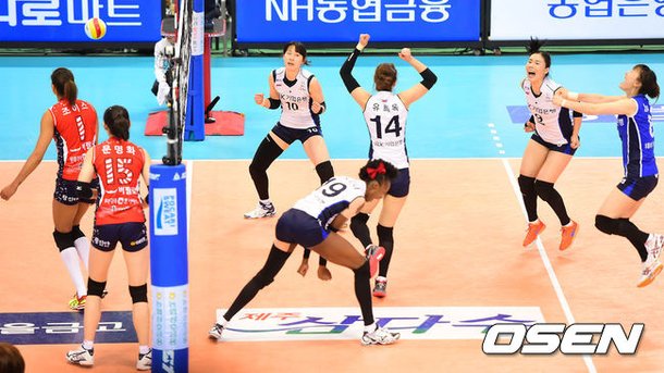 [사진]IBK-KGC,'희비교차의 순간' : 네이트 스포츠