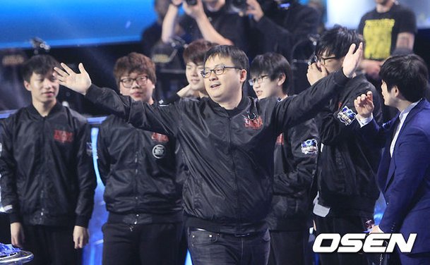 [MSI 결승] '무너진 트리플크라운' SK텔레콤, EDG에 풀세트 석패…아쉬운 준우승(종합) : 네이트 스포츠