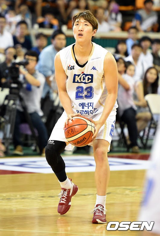'자정능력 상실' KCC-KBL, 입맞춤으로 의혹 증폭 : 네이트 스포츠