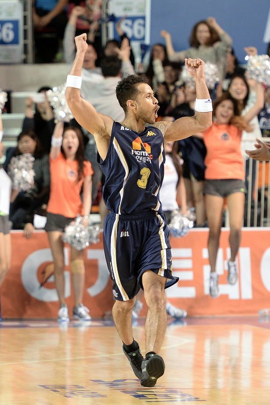 KCC, KGC 꺾고 3연패 탈출…모비스, 삼성전 22연승(종합) : 네이트 스포츠