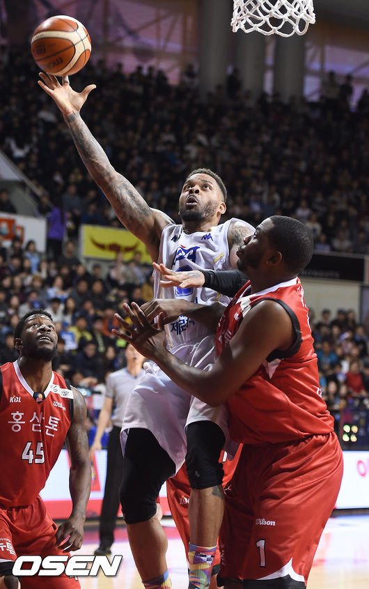 KCC도 KGC도…4강 키워드 '결국 에밋' : 네이트 스포츠