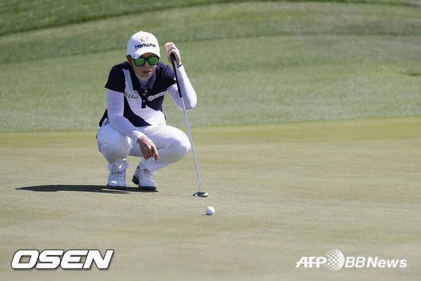 LPGA JTBC 파운더스컵 3R '대단한 무빙데이', 지은희-김세영 1,2위 판 뒤엎었다 : 네이트 스포츠