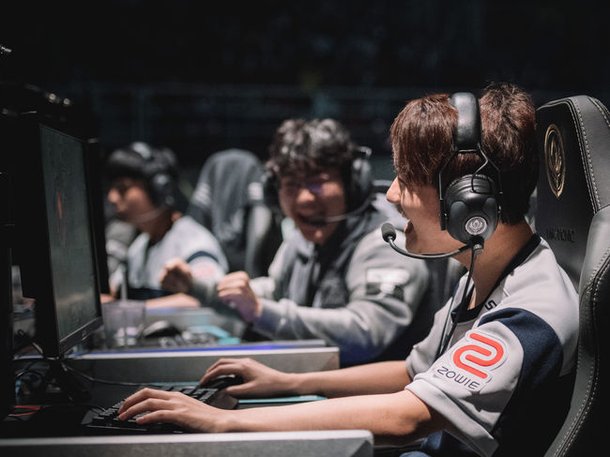 [MSI] FW, 탈리야 맹활약으로 4위 결정전 승리…SKT와 4강 : 네이트 스포츠