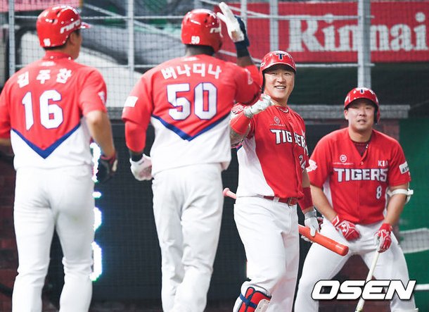 [천일평의 야구장 사람들] KIA의 대항마 NC, SK, 두산, 넥센 : 네이트 스포츠