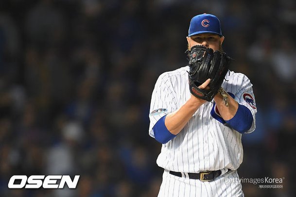 [NLWC] '9K 삼진쇼' 레스터, 타선 침묵에 PS 10승 불발 : 네이트 스포츠