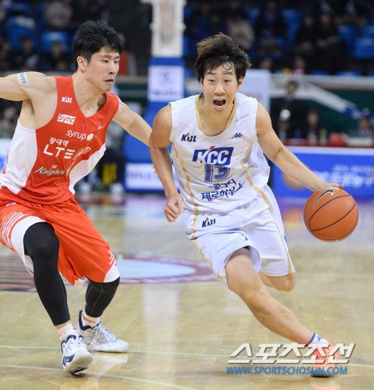 KCC 행운의 '버저비터 3방' 장밋빛 암시? : 네이트 스포츠