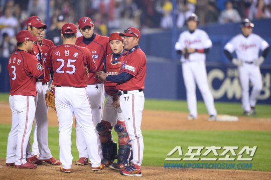 [WC2] '1승 1패 탈락' KIA, 약속대로 떳떳히 졌다 : 네이트 스포츠