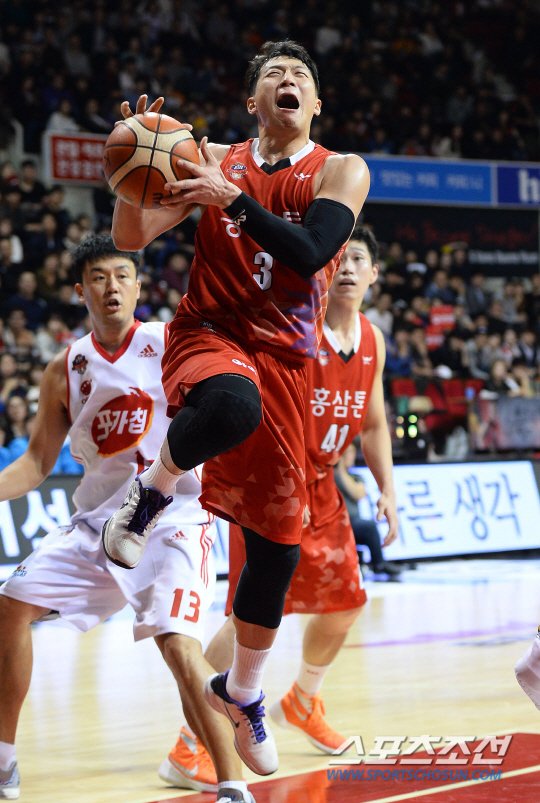 KGC 상승세 견인 이정현 2라운드 MVP : 네이트 스포츠