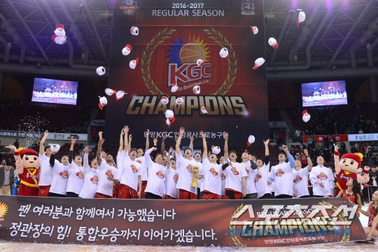 [포토] KGC, 첫 정규리그 우승! : 네이트 스포츠