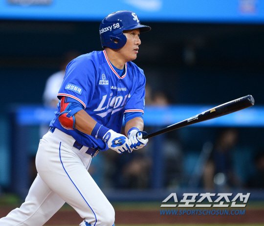 이승엽, KBO리그 최초 4000루타 달성 '-6' : 네이트 스포츠