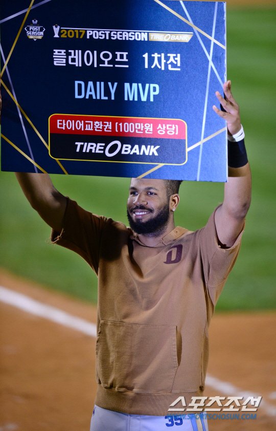 [PO]1차전 평점 10점 스크럭스, 0점 니퍼트 : 네이트 스포츠