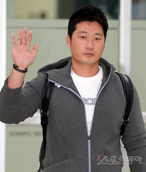 오승환 "160km? 블론세이브 줄이는 게 우선" : 네이트 뉴스