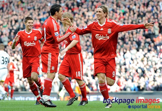 [EPL 32R] ‘토레스 2골’ 리버풀, 선덜랜드 3-0 완파...5위 도약 : 네이트 스포츠