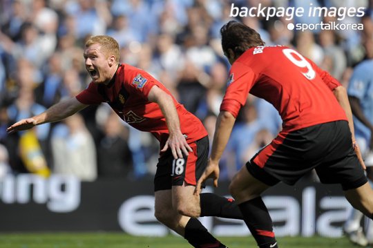 [EPL 35R] '스콜스 결승골' 맨유, 맨체스터 더비서 1-0 승 : 네이트 스포츠