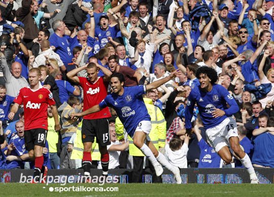 [EPL 4R] 에버턴, 맨유와 3-3 극적인 무승부...박지성은 교체출전 : 네이트 스포츠