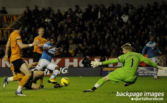 [EPL 14R] '지동원 70분 출전' 선덜랜드, 울브스에 1-2 역전패...5연속 무승 : 네이트 스포츠