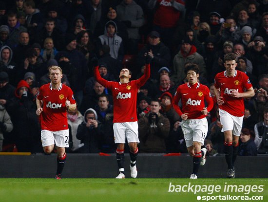 [EPL 23R] ‘박지성 3호 도움’ 맨유, 스토크에 2-0 완승 : 네이트 스포츠