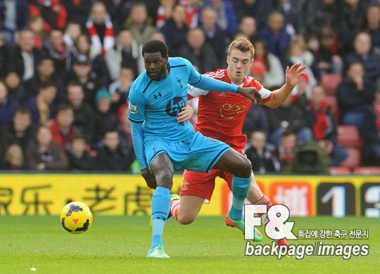 [EPL 17R] '아데바요르 2골' 토트넘, 3-2 역전승…7위 도약 : 네이트 스포츠