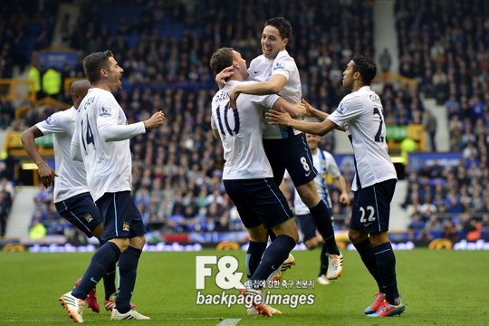 [EPL 36R] '우승, 한 발 앞섰다' 맨시티, 에버턴에 3-2 승리 : 네이트 스포츠