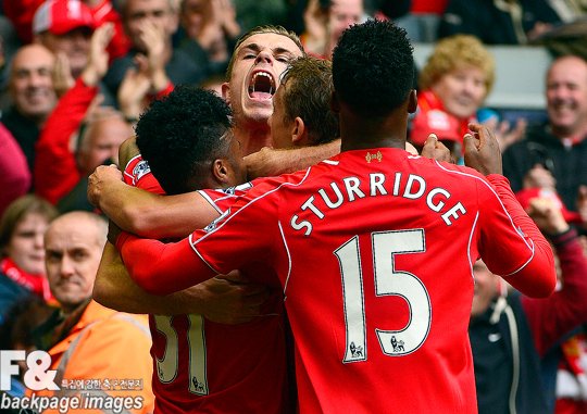 [EPL 1R] '스터리지 결승골' 리버풀, 사우샘프턴 2-1 제압…개막전 승 : 네이트 스포츠