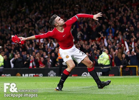 [EPL 9R] '판 페르시 동점골' 맨유, 첼시와 1-1 극적인 무승부 : 네이트 스포츠