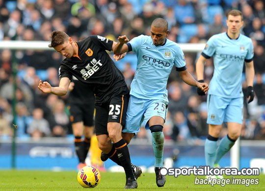 [EPL 24R] 맨시티, 헐시티와 1-1 무승부…첼시와 승점 차 7점 : 네이트 스포츠