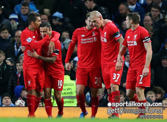 [EPL 13R] '전반만 3골' 리버풀, 맨시티 원정서 4-1 쾌승…쿠티뉴 결승골 : 네이트 스포츠