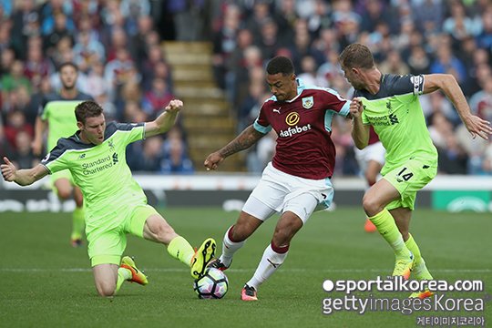 [EPL 2R] 리버풀, '승격팀' 번리에 무기력 0-2 패배…시즌 첫 고배 : 네이트 스포츠
