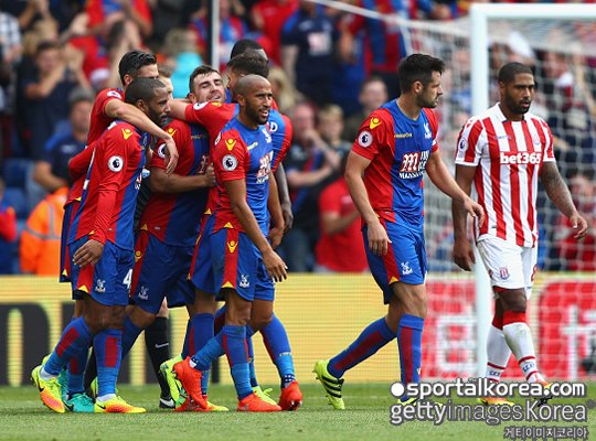 [EPL 5R] '이청용 8분' C.팰리스, 스토크에 4-1 대승…리그 2연승 : 네이트 스포츠