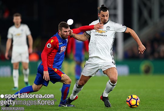 [EPL 16R] '즐라탄 결승골' 맨유, 팰리스 2-1로 꺾고 6위 유지+3연승 : 네이트 스포츠