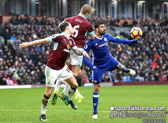 [EPL 25R] '페드로 골' 첼시, 번리와 1-1 무…토트넘과 10점 차 : 네이트 스포츠