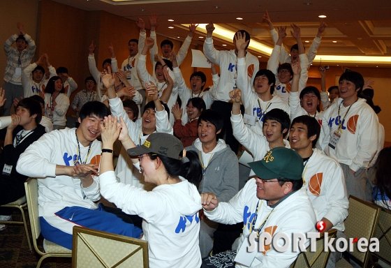 `신나는 레크레이션` : 네이트 스포츠