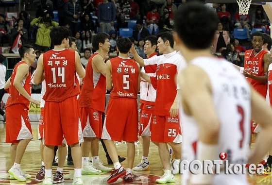 SK, KGC 꺾고 4강 PO 1차전 승리! : 네이트 스포츠