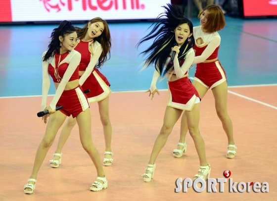 러브어스 'KOVO컵을 축하해요~' : 네이트 스포츠