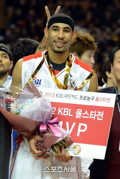 문태영, 더블더블 맹활약으로 MVP : 네이트 스포츠