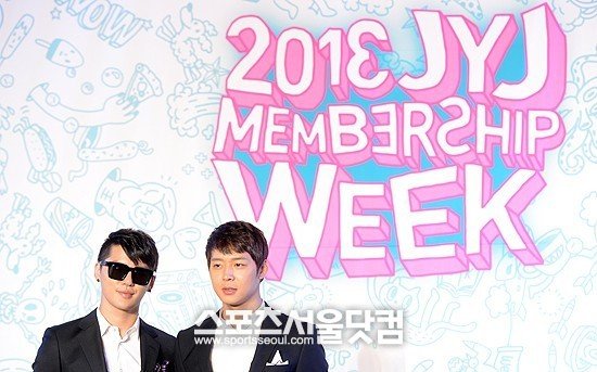 [SS현장] "더워도 괜찮아! 오빠들 '작품' 보러 왔어요"…'2013 JYJ 멤버십 위크' : 네이트 연예