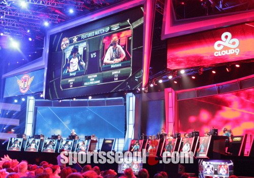 [SS 롤 올스타전] '명불허전' SKT T1 K, '북미 강호' C9 가볍게 제압하며 2승 챙겨 : 네이트 스포츠