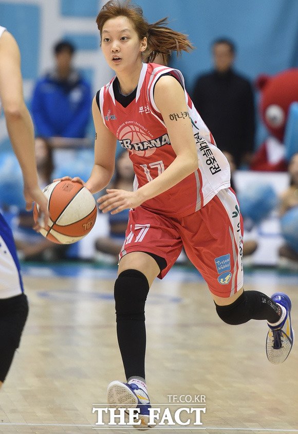 [WKBL] '토마스 22점' 하나외환, KDB생명 꺾고 4연승 질주 : 네이트 스포츠